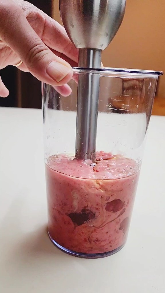 Raspberry Vinaigrette – Downshiftology (Video) – Imapampchef